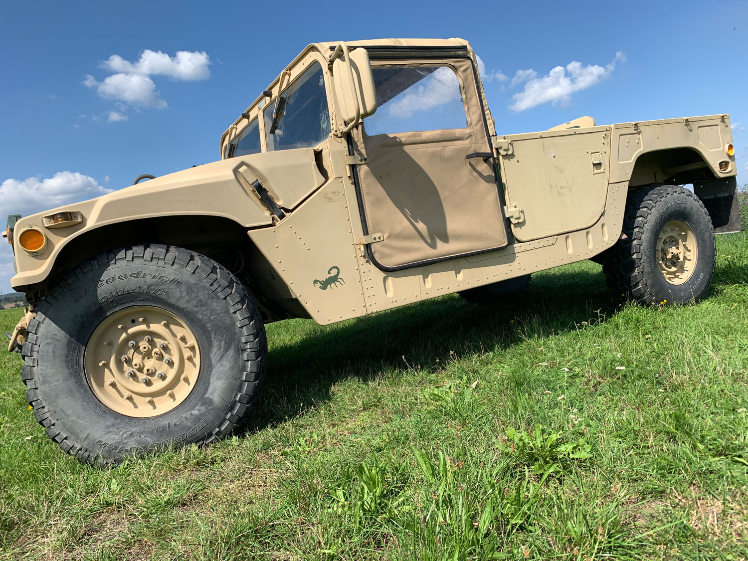 dein-army-car.de - HUMVEE Handel - HMMWV - M998 - DEIN ARMY CAR